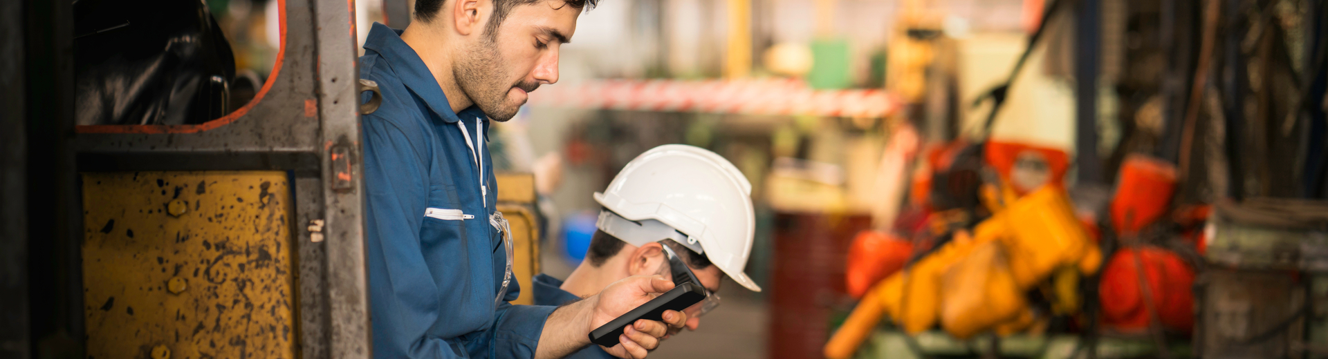 Why mobile app technology is key to uniting a deskless workforce in ...